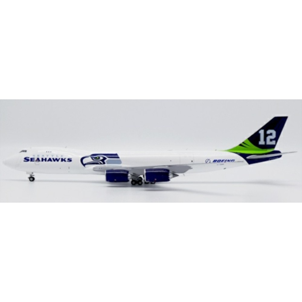 JCEW4748016 - 1/400 BOEING COMPANY 747-8F SEATTLE SEAHAWKS REG: N770BA ...