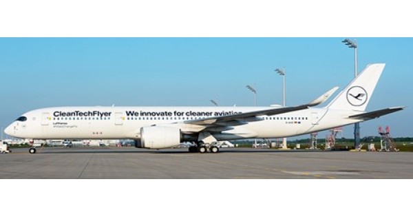 JCSA4008A - 1/400 LUFTHANSA AIRBUS A350-900XWB CLEANTECHFLYER FLAP DOWN ...