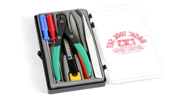 TAM74016 - TAMIYA BASIC TOOL SET